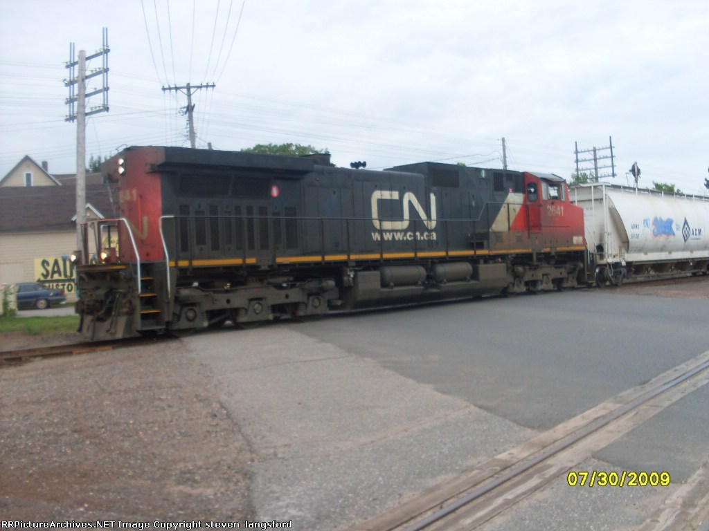 CN Crossing Baldwin Ave